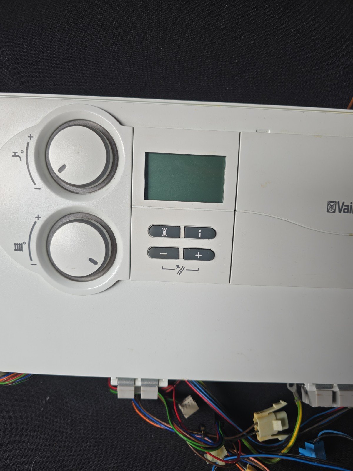 Vaillant Regelung Steuerplatine Elektronik VBC Elektronikkasten VC 104/ ...