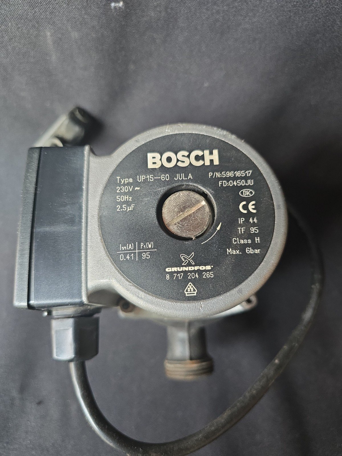 Junkers Grundfos UP 15-60 JULA Pumpe/Umwälzpumpe Heizung 8717204265 ...